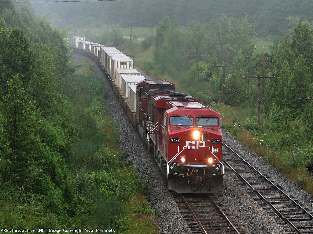 CP 8772 east at Co`kley